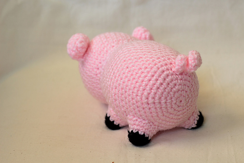 Ravelry: Pig Plush pattern by Miss Dolkapots