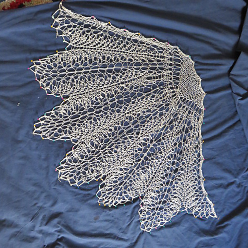 Ravelry: Waterfall Veil pattern by Suss Cousins
