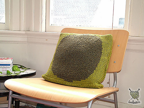 Ravelry: Rounded Square pillow pattern by Jennifer Stafford