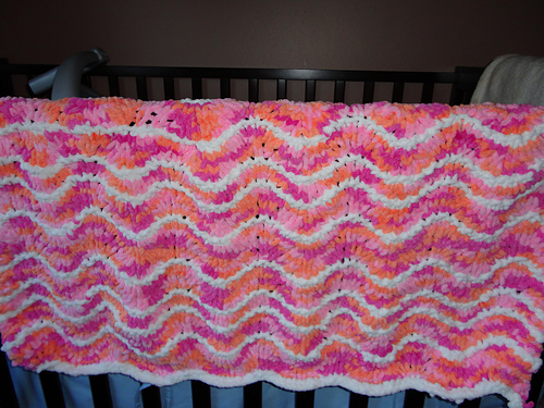 Ravelry: Ripple Baby Blanket #6879 pattern by Bernat Design Studio