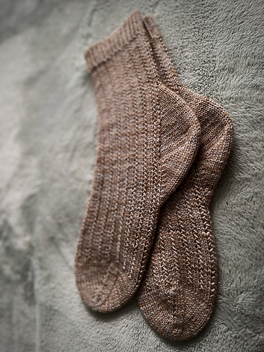 Ravelry: Piku Socks pattern by Dorota Mackiewicz