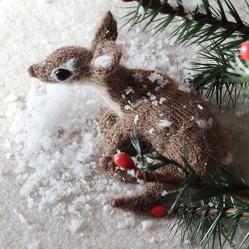 Ravelry: Miniature Fallow Deer pattern by Claire Garland