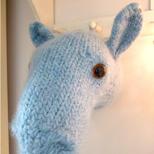 Ravelry: fairground pony trophy pattern by Claire Garland