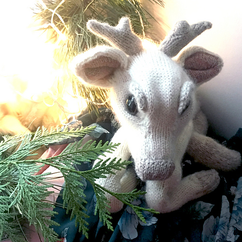 Ravelry: White Buck pattern by Claire Garland