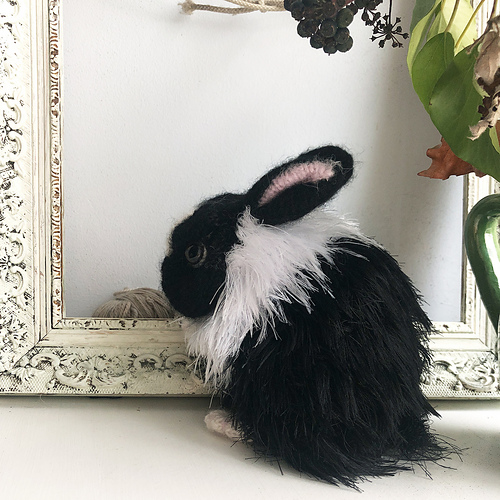 Ravelry: Dutch Bunny pattern by Claire Garland