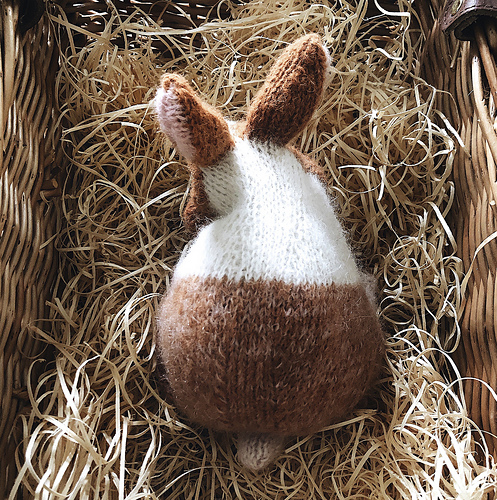 Ravelry: Cinnamon Dutch Bunny pattern by Claire Garland