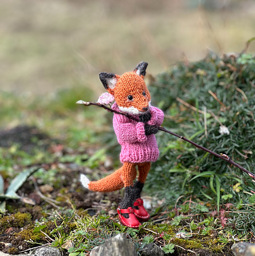 Ravelry: Fox Doll pattern by Claire Garland