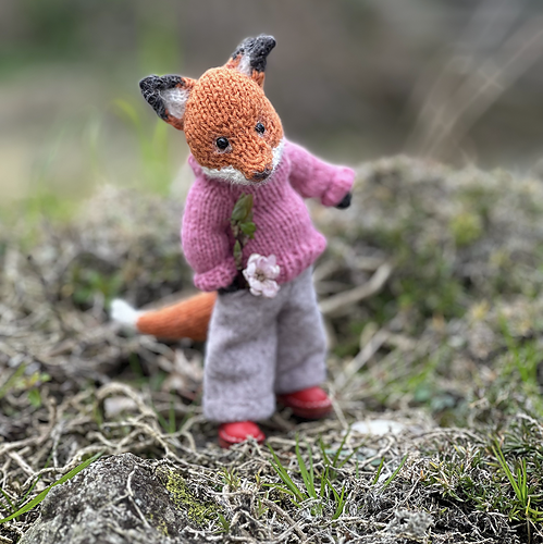 Ravelry: Fox Doll pattern by Claire Garland