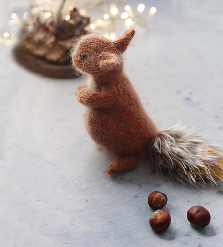 Ravelry: Squirrel Nutkin pattern by Claire Garland