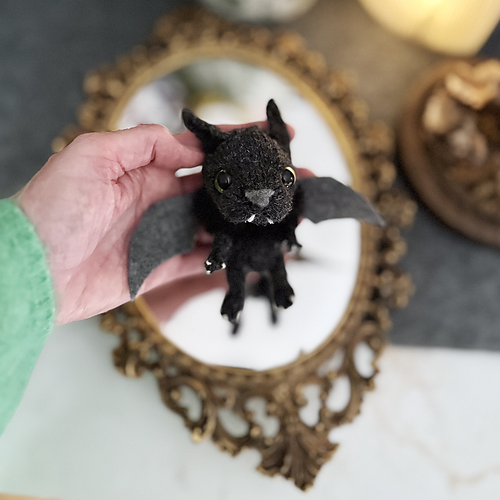 Ravelry: Bat-Cat hybrid pattern by Claire Garland