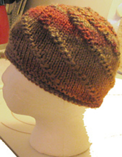 Ravelry: Woman's Hat (Toque) pattern by Dottyw