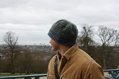 Ravelry: the dan hat pattern by Ali Twelvetrees