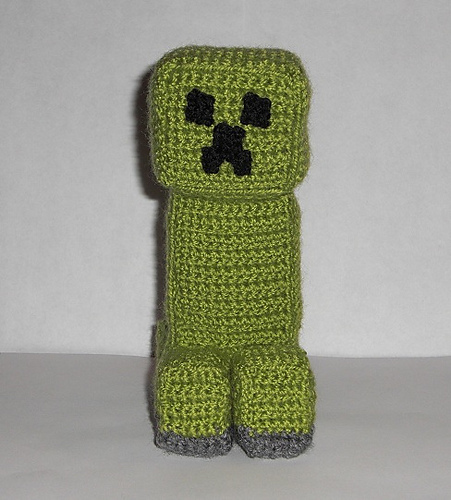 Ravelry: Minecraft Creeper all sizes pattern by Minke van der Zee