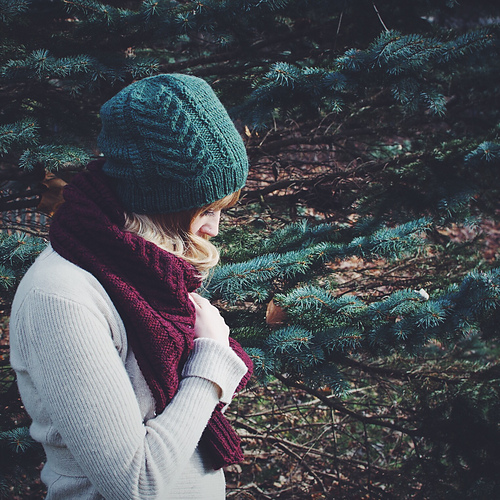 Ravelry: Prim pattern by Andrea Mowry