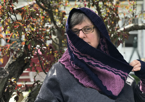 Ravelry: Mrs. Rabbit's Muffatees pattern by Donna Druchunas