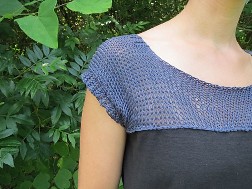 Ravelry: Knit yoke top pattern by Laura Poulette