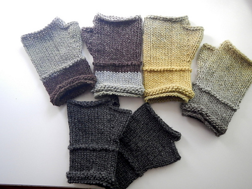 Ravelry: Favorite T Mitts pattern by Rebecca Shepler