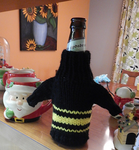 Ravelry: Beer Sweater Cozy pattern by Rebecca Shepler
