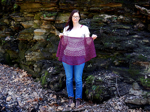 Ravelry: A Pretty Little Shawl pattern by Rebecca Shepler
