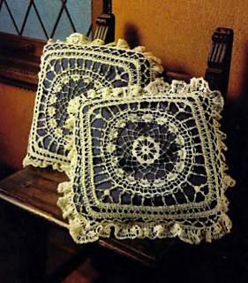 Ravelry: Coussin Dentelle pattern by Les Editions de Saxe