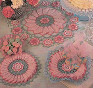 Ravelry: Pleated Doily Set pattern by Dot Drake