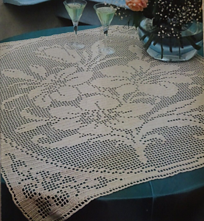 Ravelry: Filet Bouquet pattern by Les Editions de Saxe