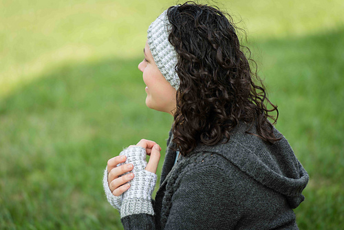 Ravelry: Toasties Earwarmer/Wristwarmer Set pattern by Liz Acker