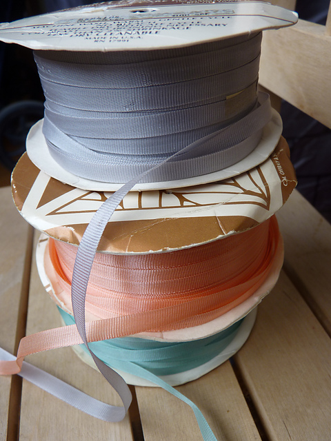 Ravelry: Offray Knitting Ribbon