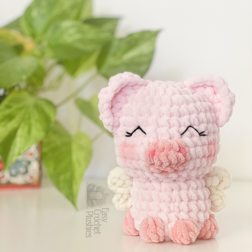 Ravelry: Mini Pig pattern by Carol C.