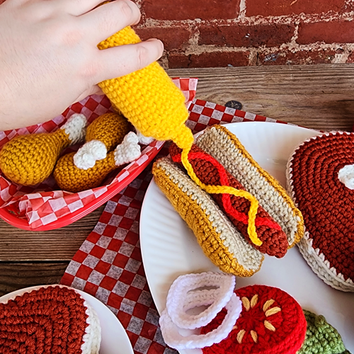 Ravelry: Backyard BBQ Crochet Cookout pattern by Jessica Ryan