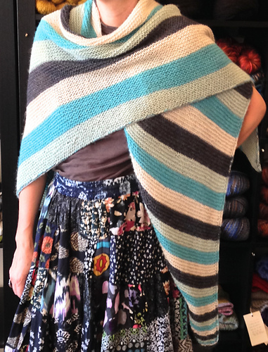 Ravelry: Breezy Shawl pattern by Edna Hart Knits