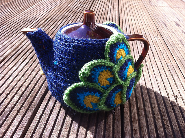 Ravelry: eeevaaa's Peacock Teapot