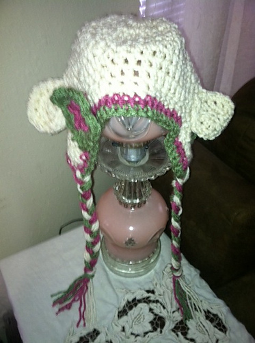 Ravelry: Bulky Monkey Earflap Beanie pattern by Elizabeth Alan