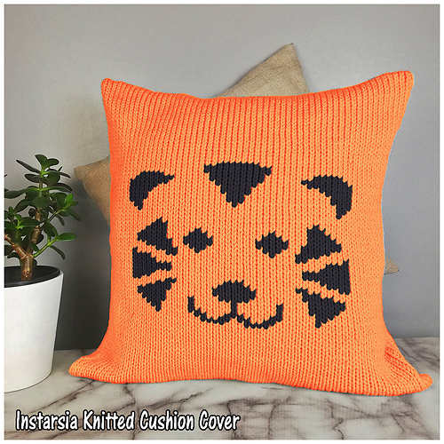 Ravelry: Tiger Face pattern by Emma Heywood