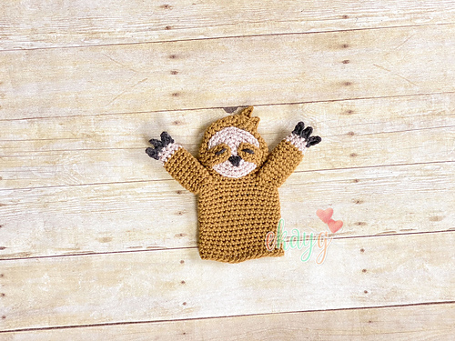 Ravelry: Sloth Hand Puppet pattern by Erin Greene