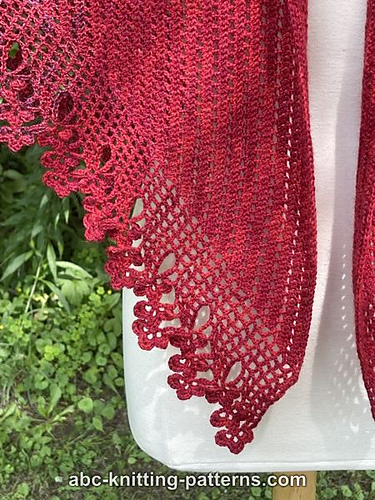 Ravelry: Mountain Ash Shawl pattern by Elaine Phillips
