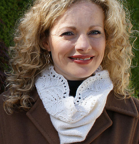 Ravelry: Silken Smoke Cowl pattern by Angela Ho and Flora Yang