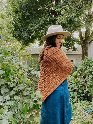 Ravelry: Copper Leaf pattern by Elizabeth Tubman