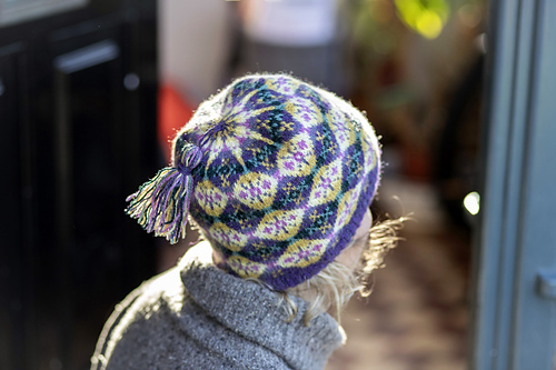 Ravelry: Aal Ower Toorie pattern by Shetland Guild of Spinners ...
