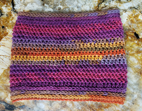 Ravelry: Triple Half Double Cowl pattern by Sammich Stitches