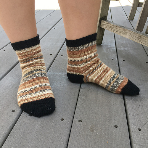 Ravelry: Simple Socks pattern by Emma Manos