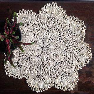 Ravelry: doily flower romantic pattern by Jhon Laserna