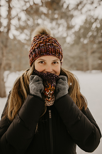 Ravelry: Sunrise Cowl pattern by Emily Sheehan
