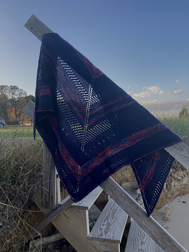 Ravelry: Flying Fox Shawl pattern by Olga Fahim