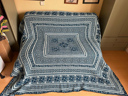 Ravelry: Labyrinth pattern by Cindy Sheblom