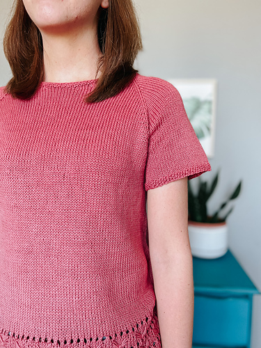 Ravelry: Hibiscus Tee pattern by Emily Weller