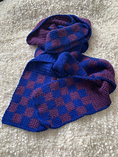 Ravelry: ennaih's Bruise Check Scarf