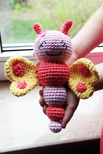 Ravelry: Bug rattles pattern by Mari-Liis Lille