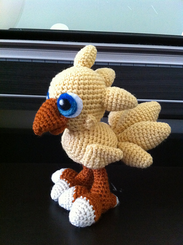 Ravelry: Baby Chocobo pattern by Evelyn Pham