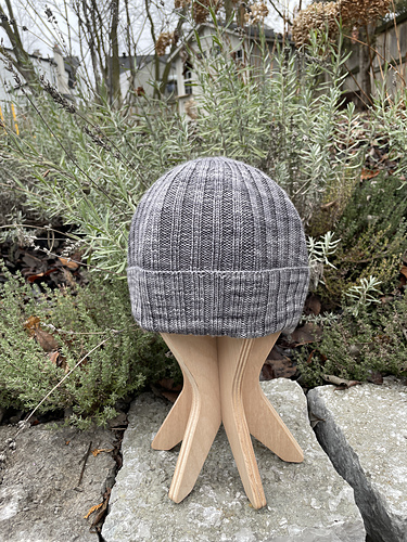 Ravelry: Ribbed Toque 120 pattern by Michelle Porter